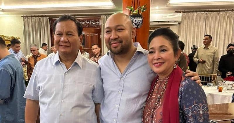 7 Kisah Cinta Prabowo Subianto dan Titiek Soeharto | Popmama.com